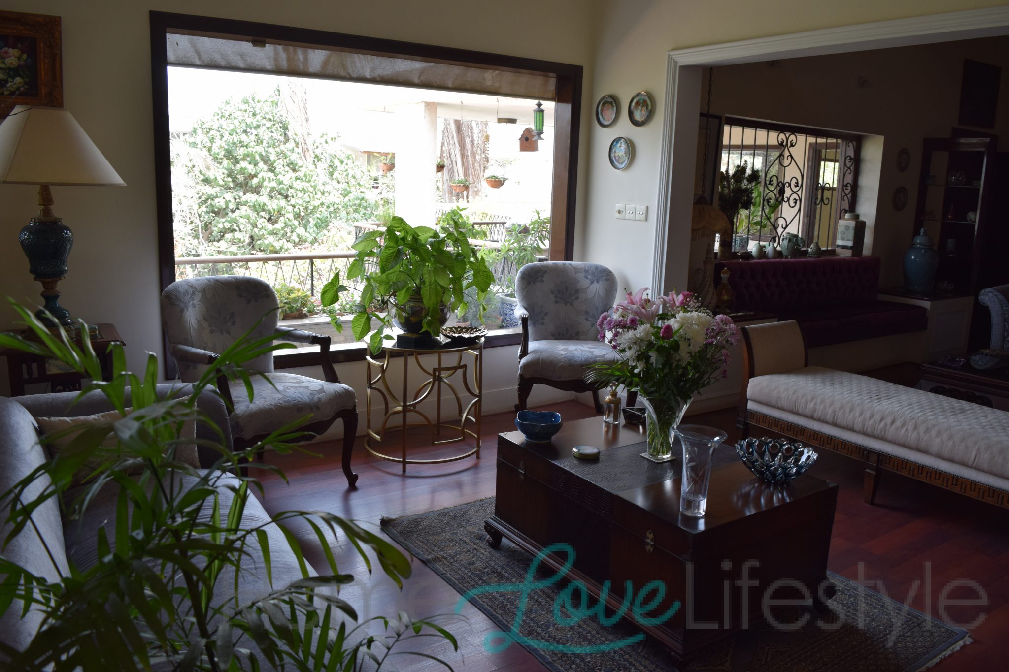 Elegant Upper Portion - Home Love Lifestyle