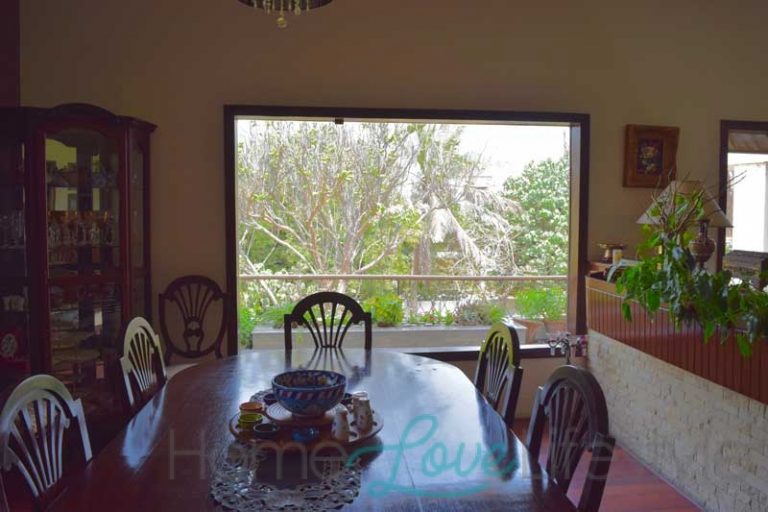 Elegant Upper Portion - Home Love Lifestyle
